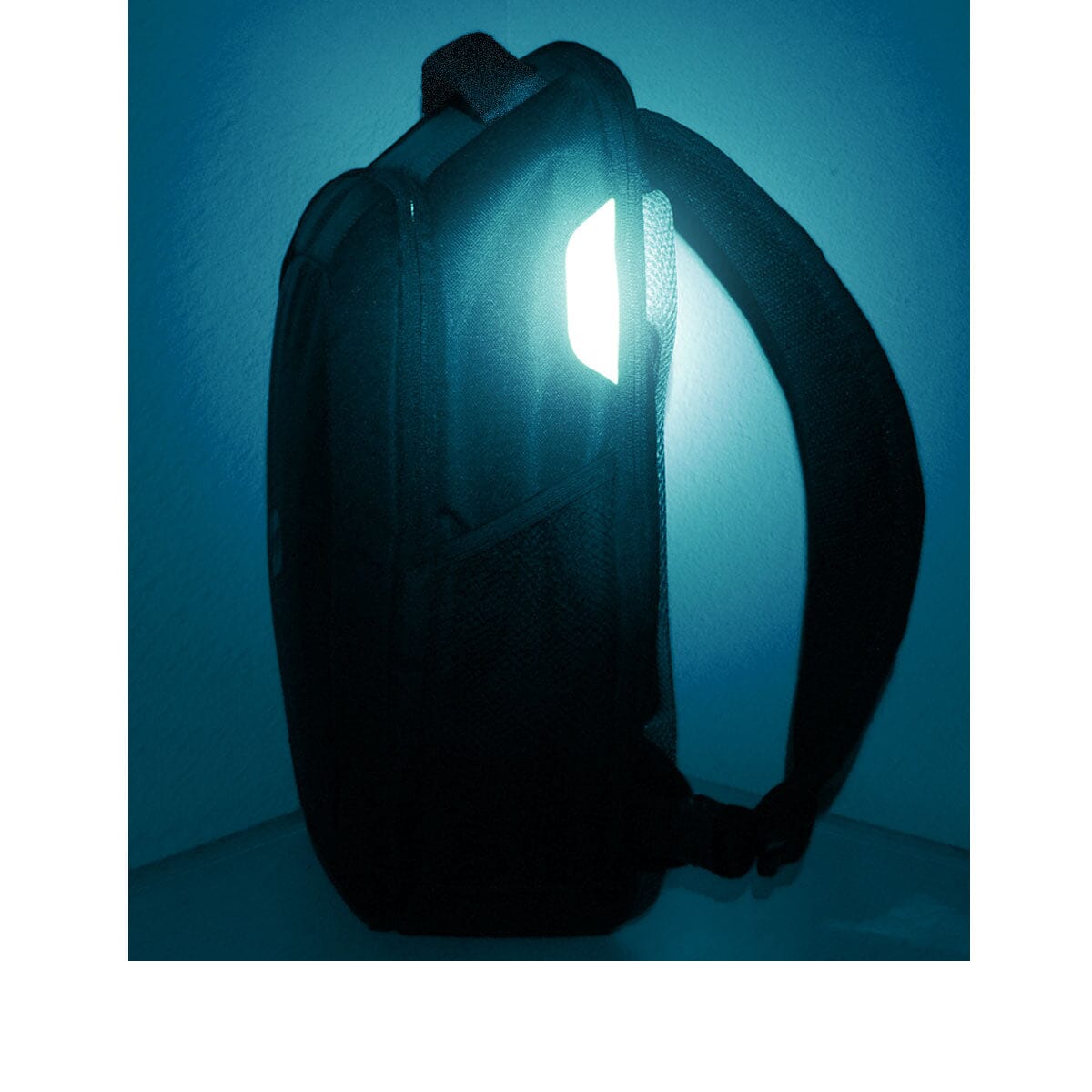 Innovative Affordable Universal Laptop Backpack by MacCase